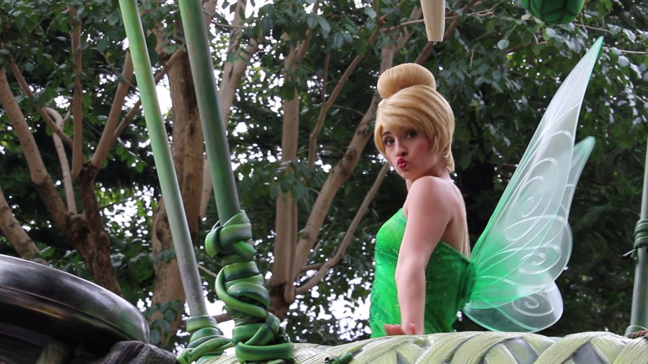 Flight of fantasy Tinker Bell float show stop 2017 January (Part 1 ...