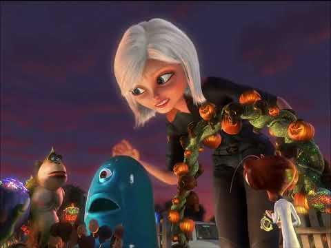 Ginormica stomps Bob | Mutant Pumpkins from Outer Space (2009)
