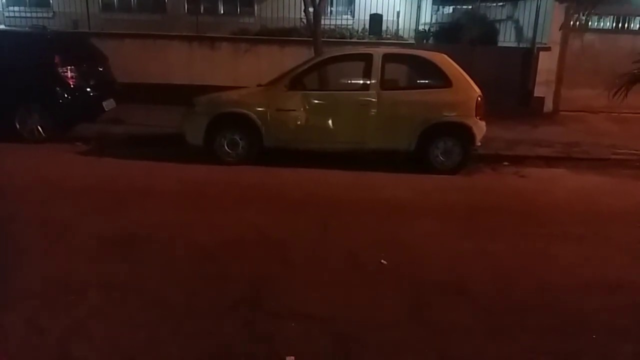 ESTE CHEVROLET CORSA CONTINUA ABANDONADO - YouTube