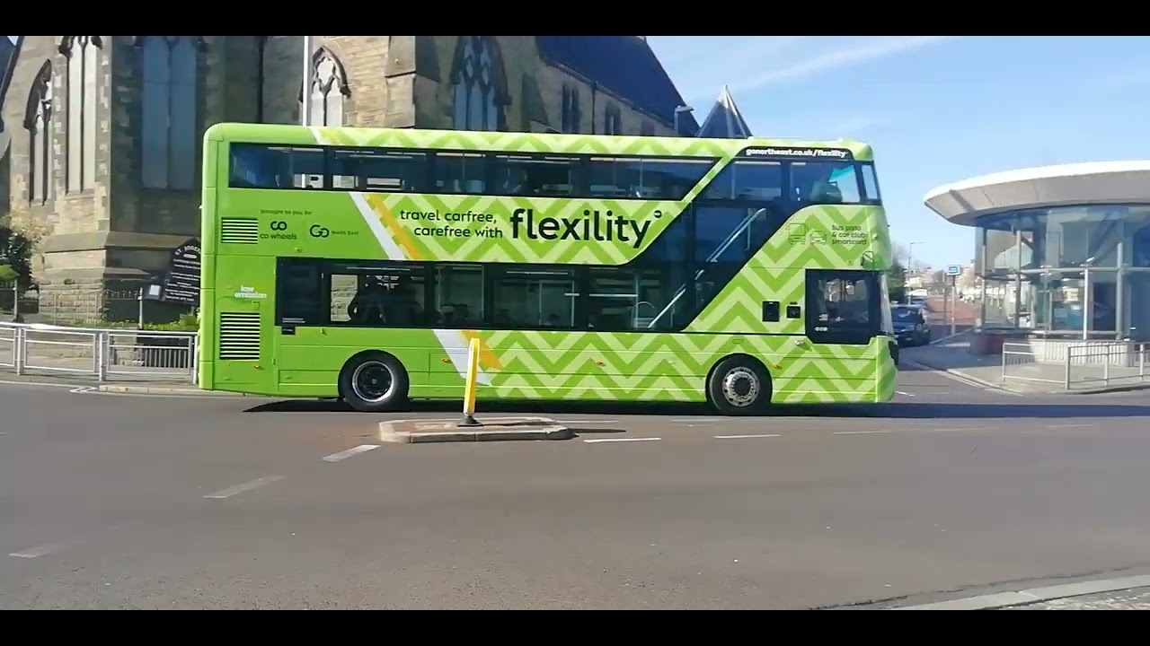 Go North East Flexility bus 6331 arriving at Gateshead Interchange on ...