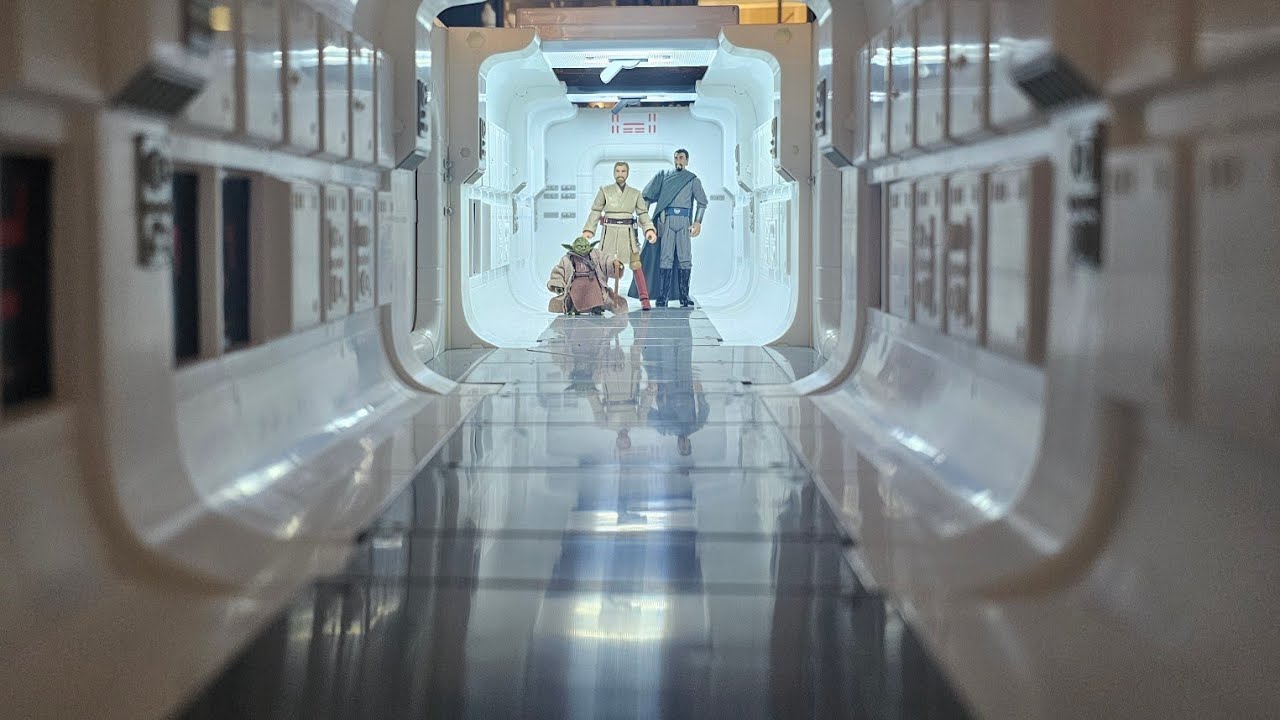 Tantive IV Corridor. Opening Packs 5 & 6. Star Wars The Vintage ...