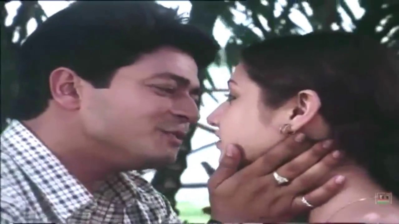 Prithibir Du Kone Thaki Jodi Dujone Chupi Chupi Bengali Full Movie Song ...