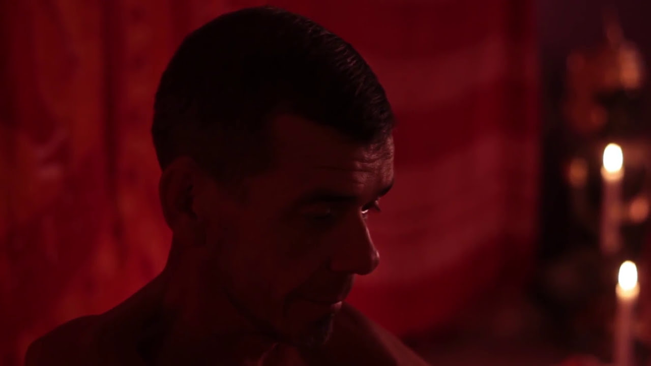 Massage tantrique cachemirien en duo à Angers par Suzanne Bacave et Dev-Pascal Vételé - YouTube