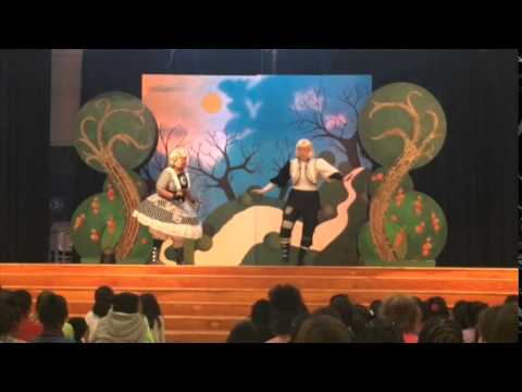 Opera Xpress: Hansel & Gretel - YouTube
