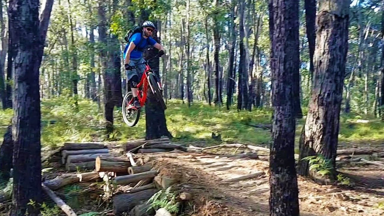 Gravity trails at Silvan 15/03/2020 - YouTube