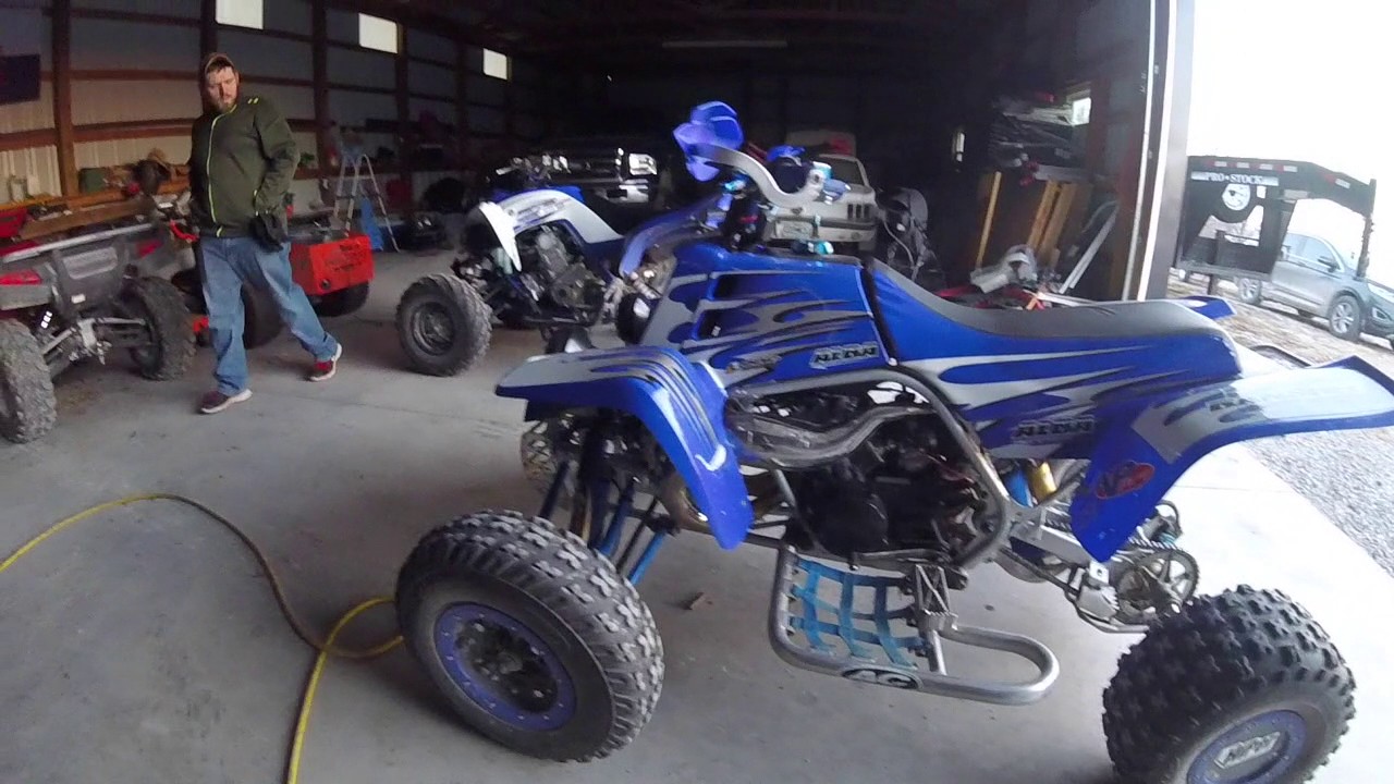 2001 Banshee idle Trinity Stage 4 pipes - YouTube