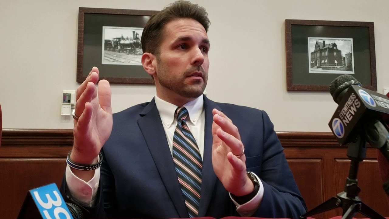 Scott Conger on city financial efficiency - YouTube