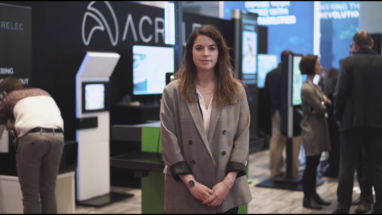 Delivering Innovation with our Experts, meet Chloé - YouTube