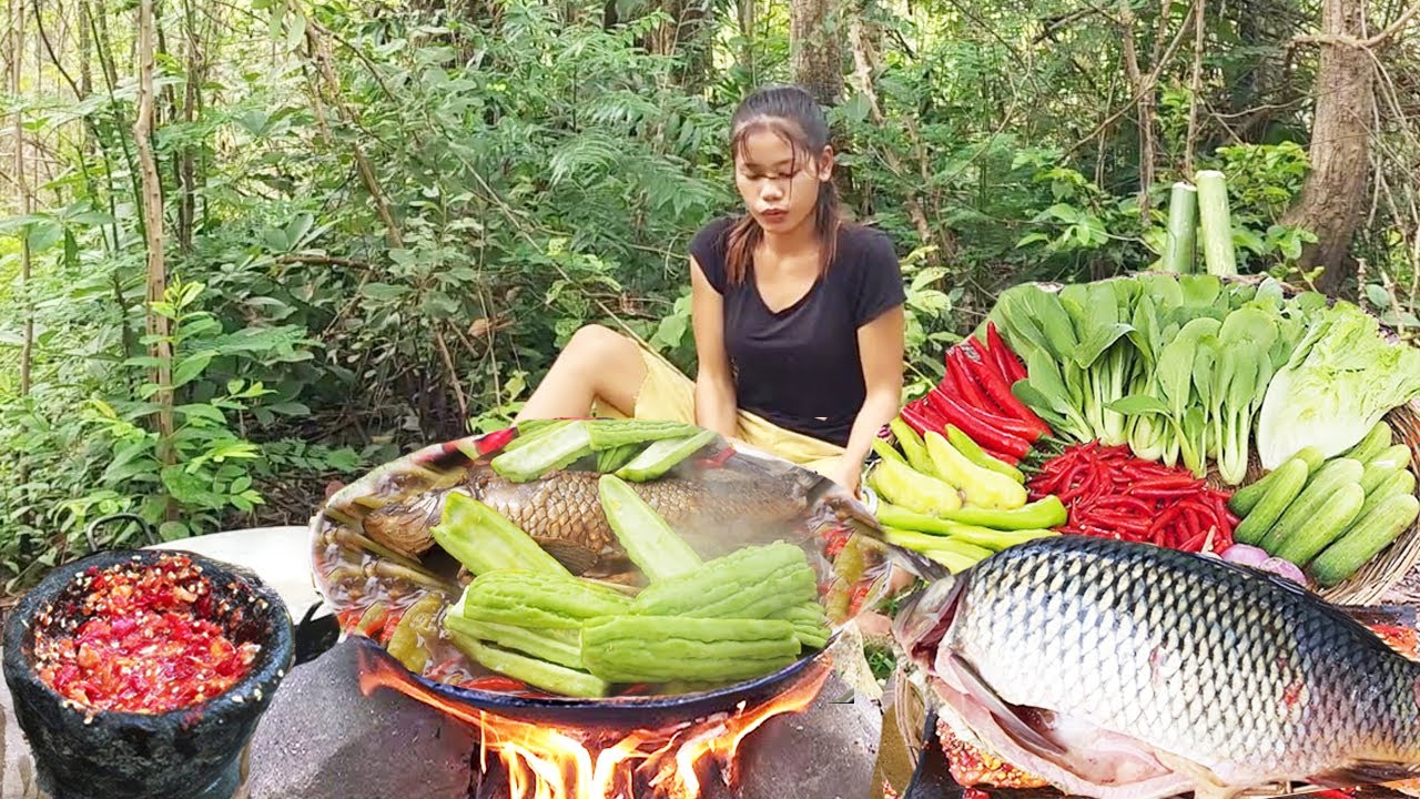 Adventure in forest: Catch big fish in river and Fish egg soup spicy ...