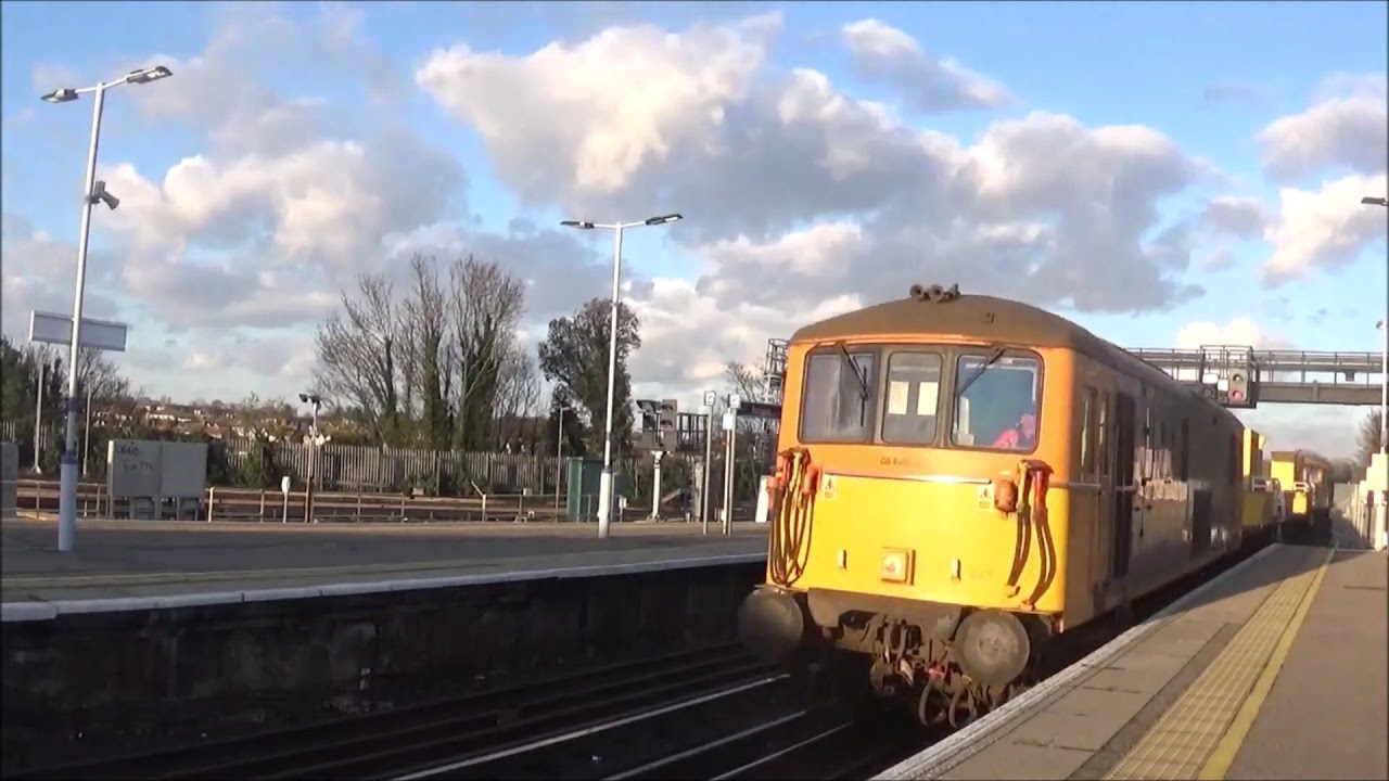GB railfreight class 73142/73201 sitt - YouTube