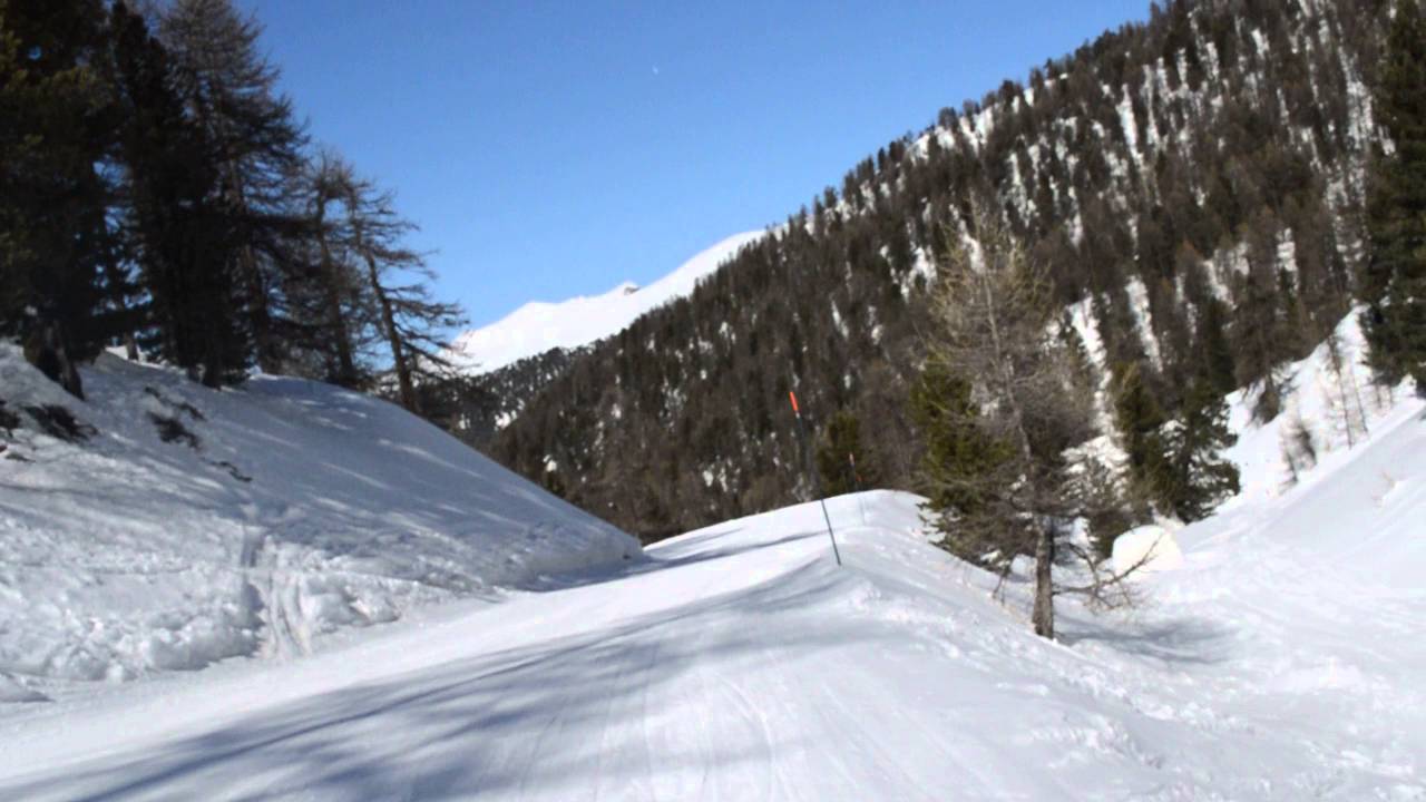 Piste rouge Ceillac - YouTube