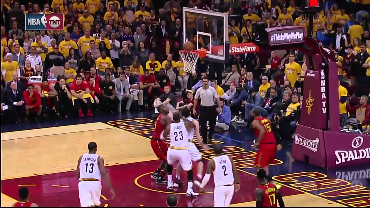 Kevin Love Leg Injury | Hawks vs Cavaliers | Game 1 | May 2, 2016 ...