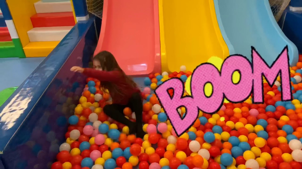 Baby Park funny kids , play room , Music smile and jumping, colours ...