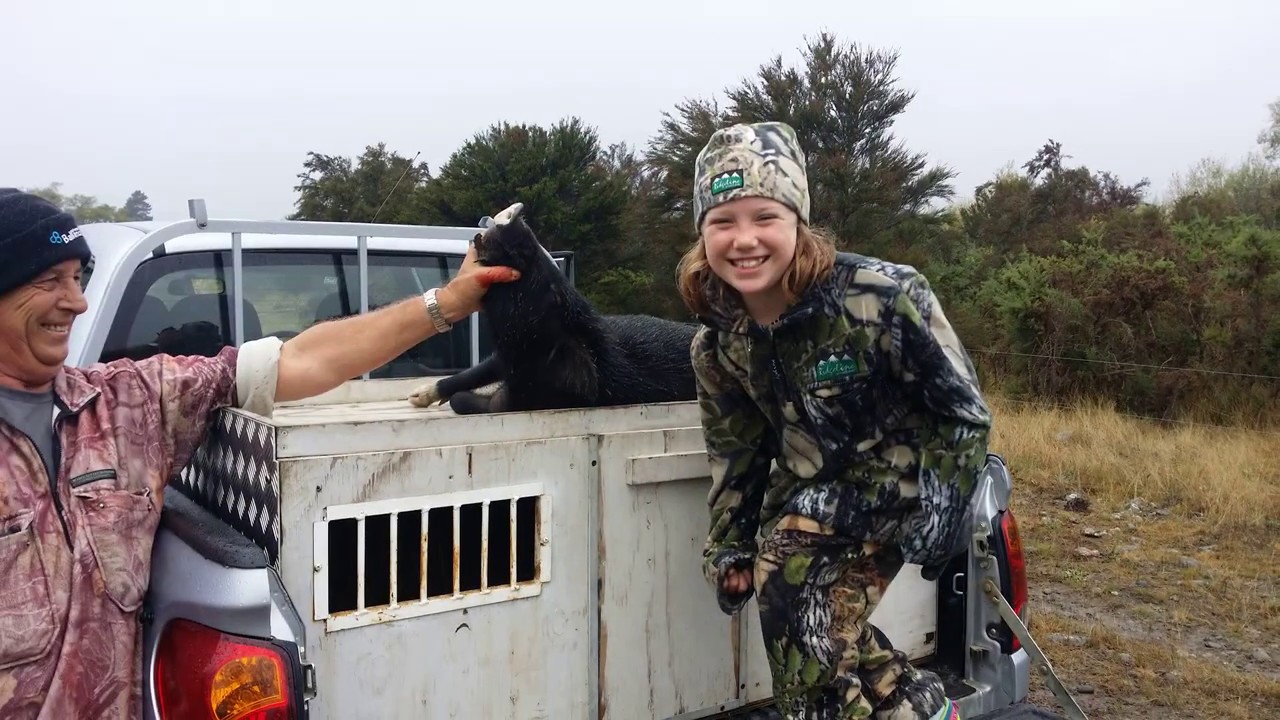 Take the kids pig hunting. - YouTube