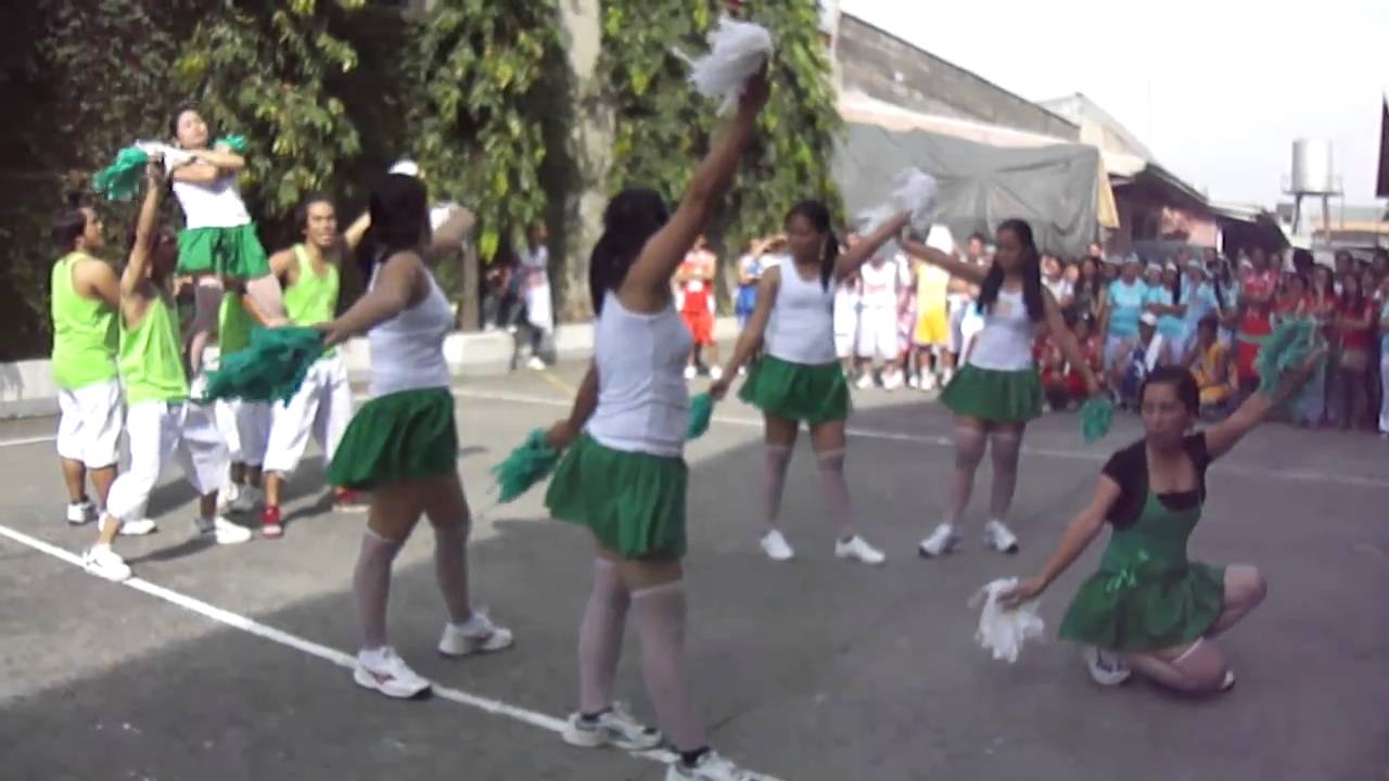 Cheering competition... green team - YouTube