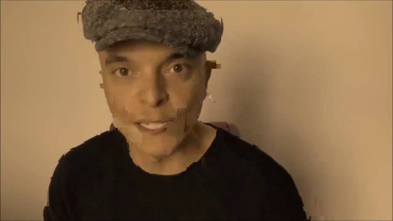 Les humoristes et le masque - YouTube
