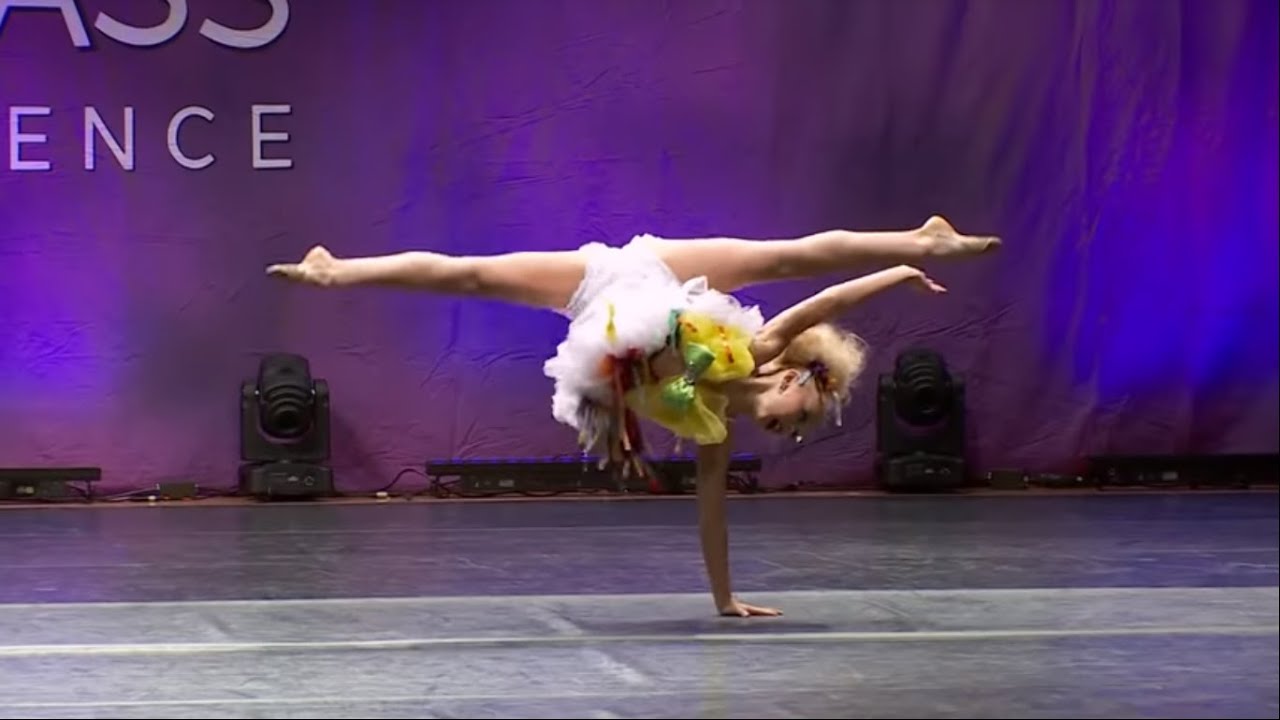 Dance Moms- Jojo Siwa Solo "Fashion Victim"- Applause- Audio Swap - YouTube