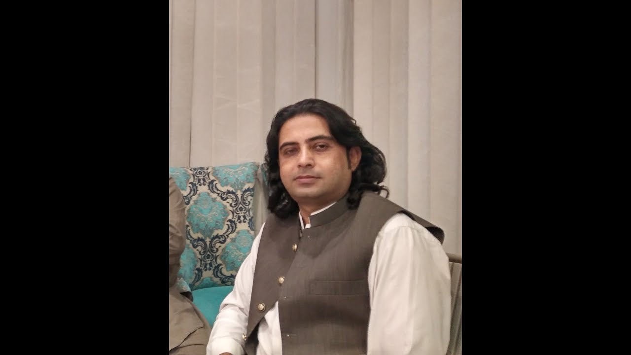 Rahman Gul. Pashto Private Mehfil. Dasi darta zaka heran gorama. - YouTube