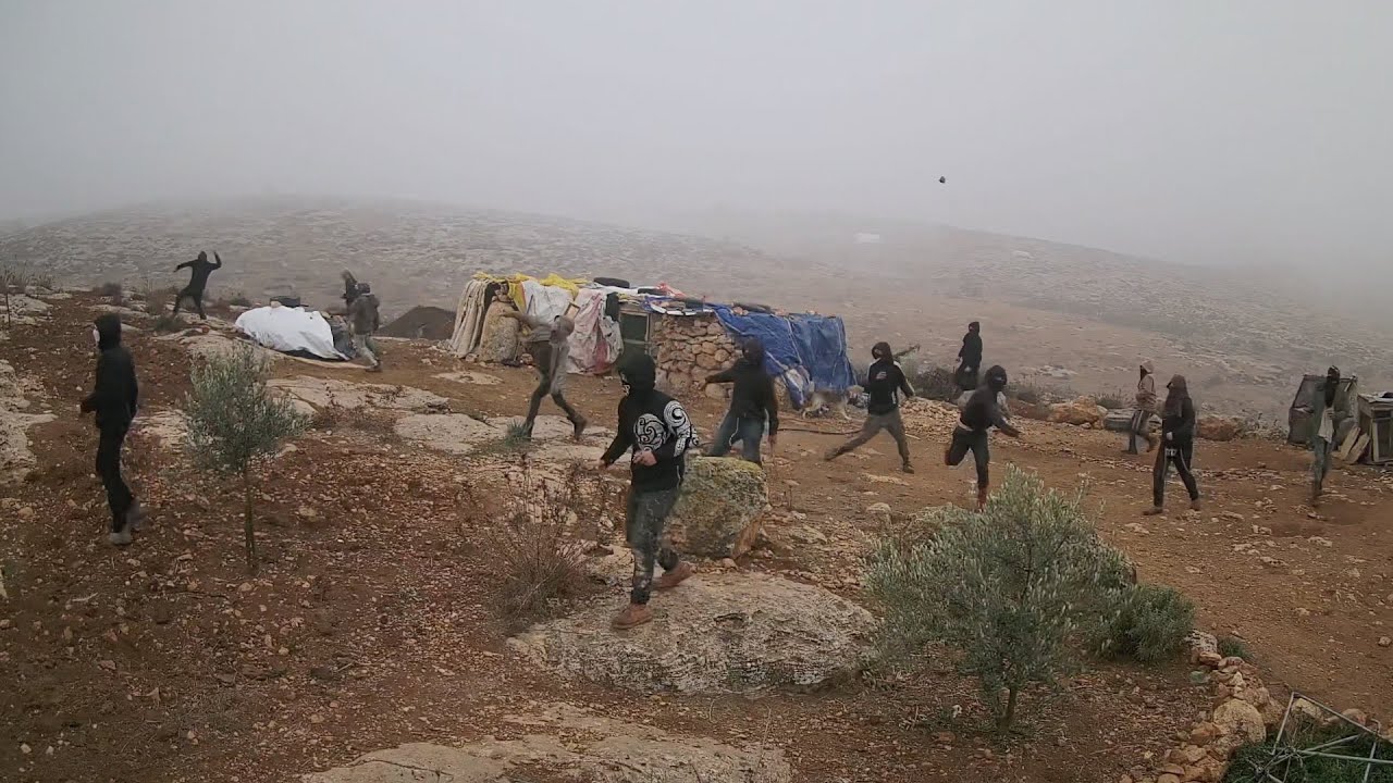 Khirbet Susiya, South Hebron Hills: Teenaged settlers attacked homes ...