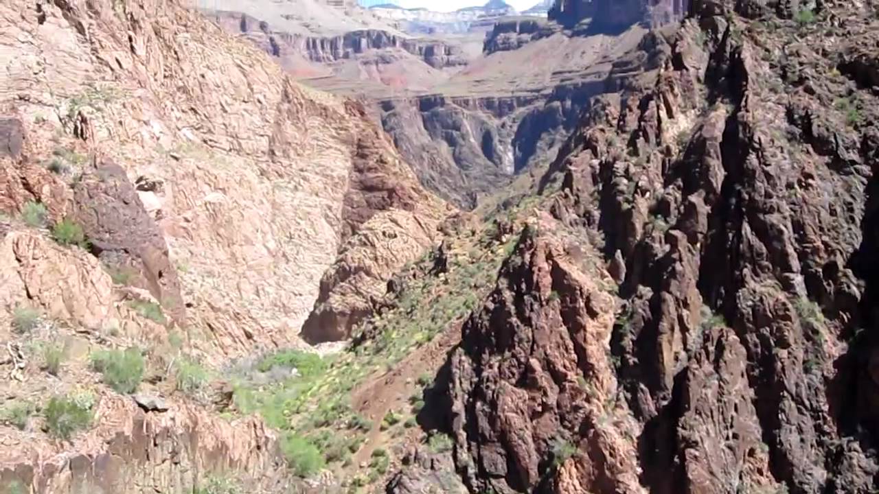 Grand Canyon Day 2 - Bright Angel Trail - "Devil's Corkscrew" - YouTube