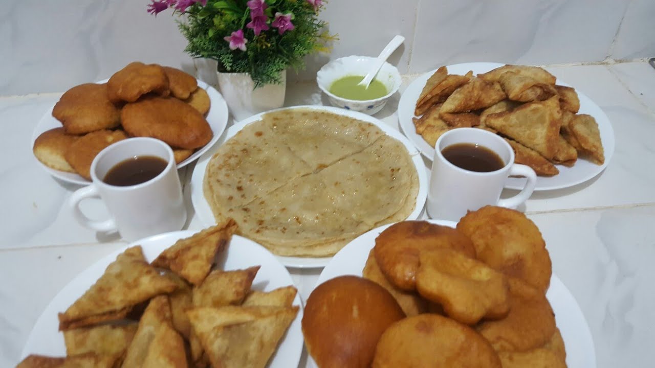 sanbuus iyo mandazi aan caadi aheyn/سمبوسه وباخمري👌👍 😋😍 - YouTube