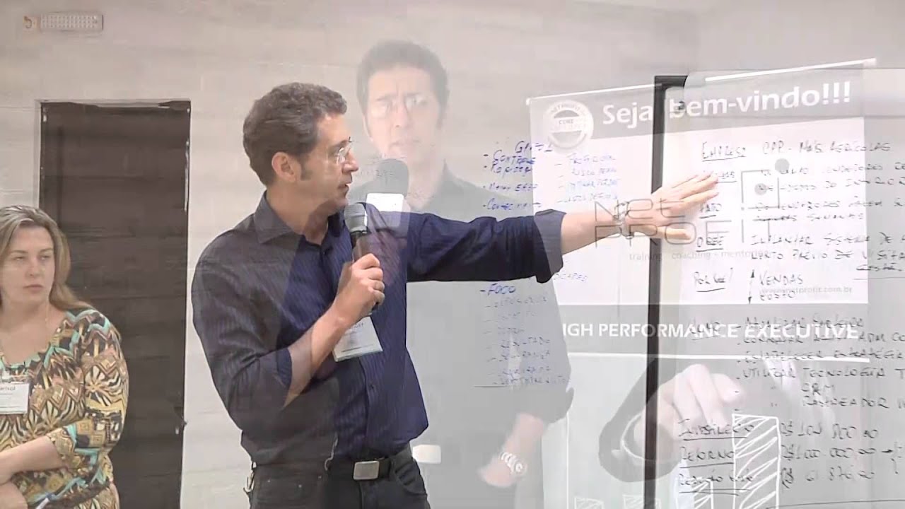 Alexander Hohl - Diretor Financeiro - Casa do Pica Pau - YouTube