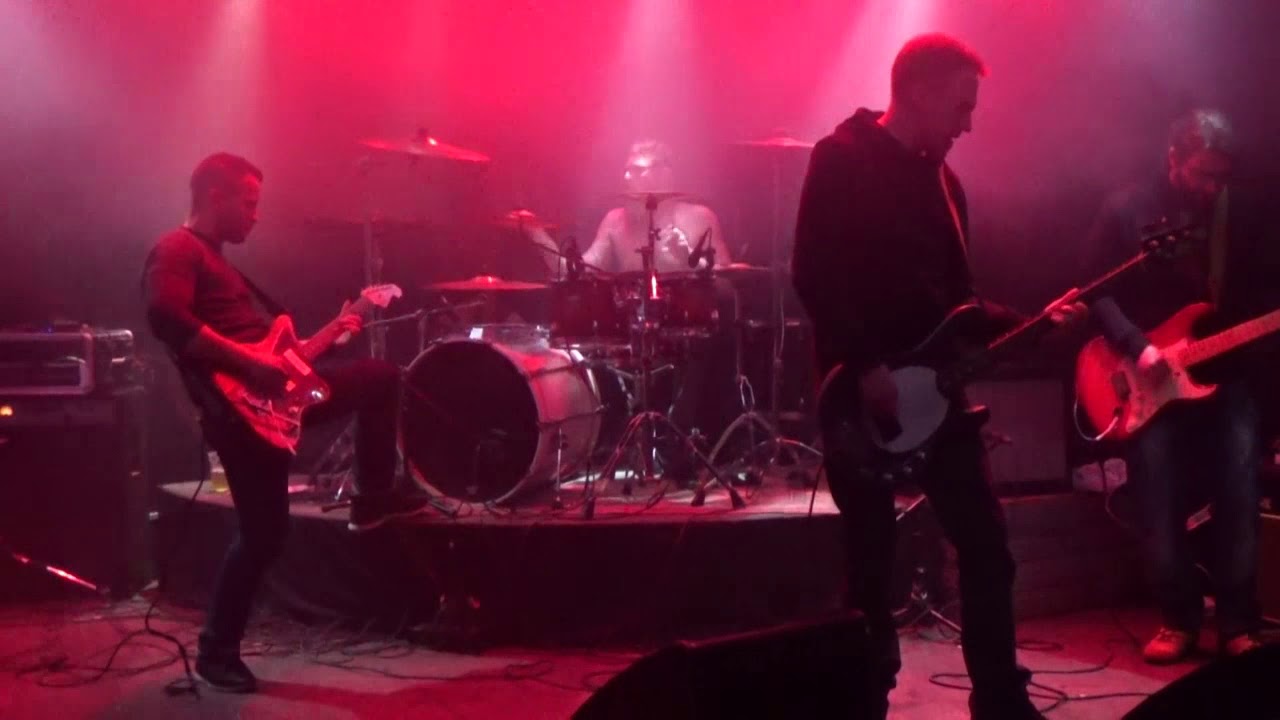 Dusk - Live Douai 2018 (Surf rock) - YouTube