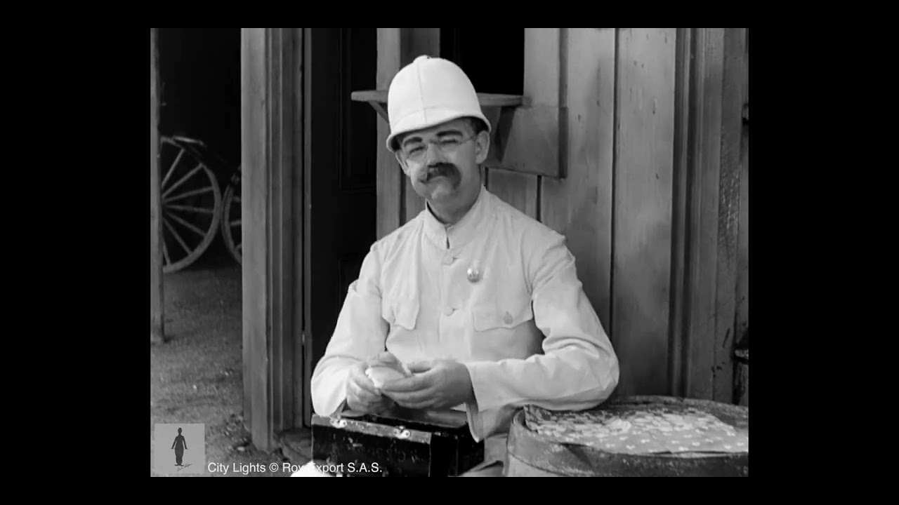 Charlie Chaplin Soap Sandwich City Lights - YouTube