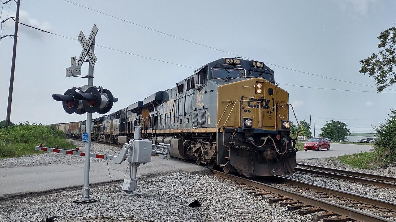 CSX ES44AH #887 | Richmond Kentucky Railfanning - YouTube