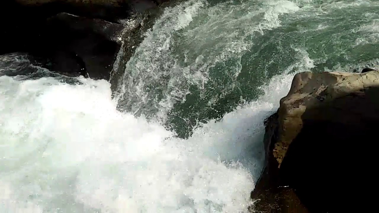 Suasana keindahan Kuala Paret - YouTube