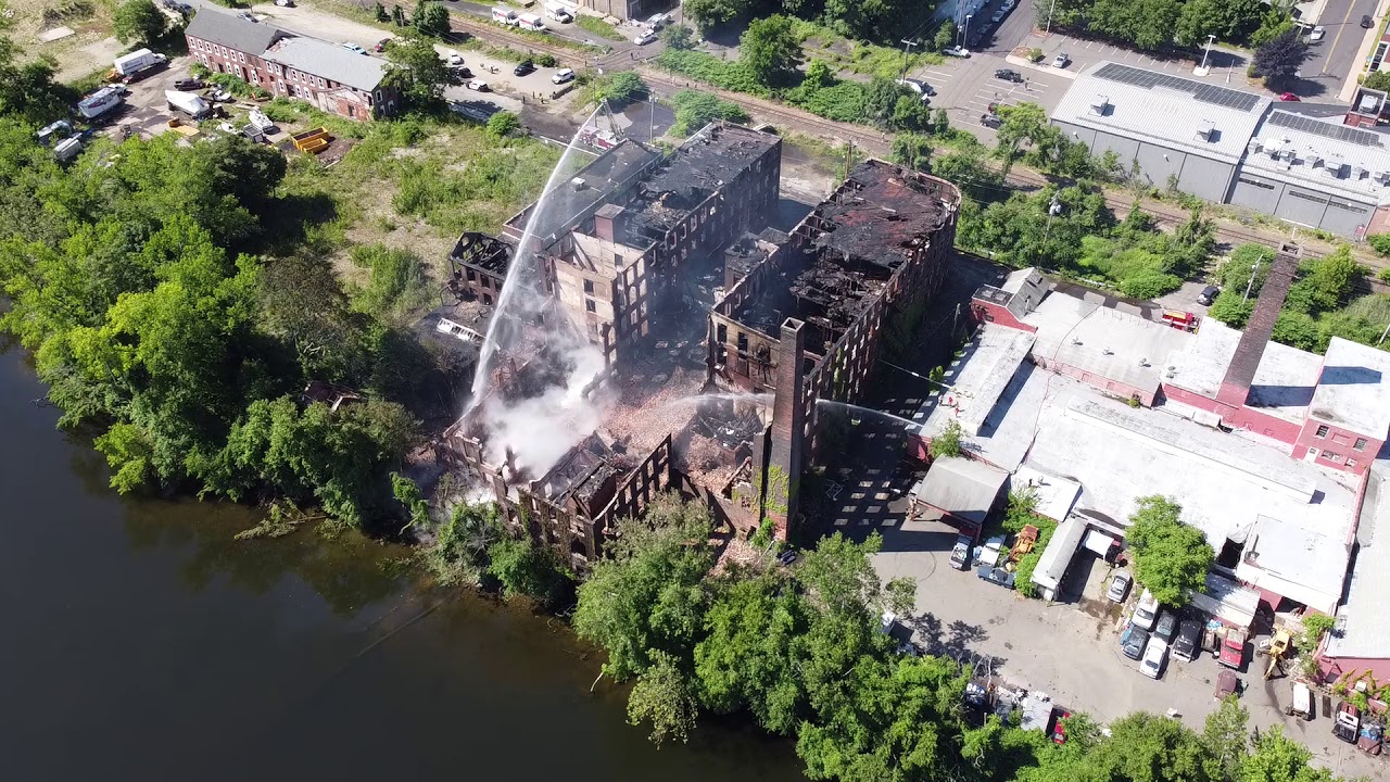 June 14 2020 Canal Street Abandoned Factory Fire in Shelton, CT - YouTube
