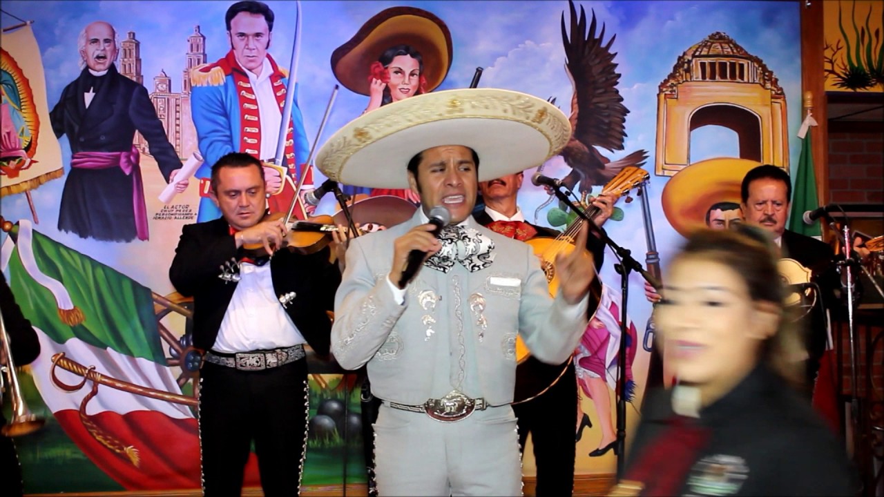 ROBERTO CURIEL "TEQUILA CON LIMON" - YouTube