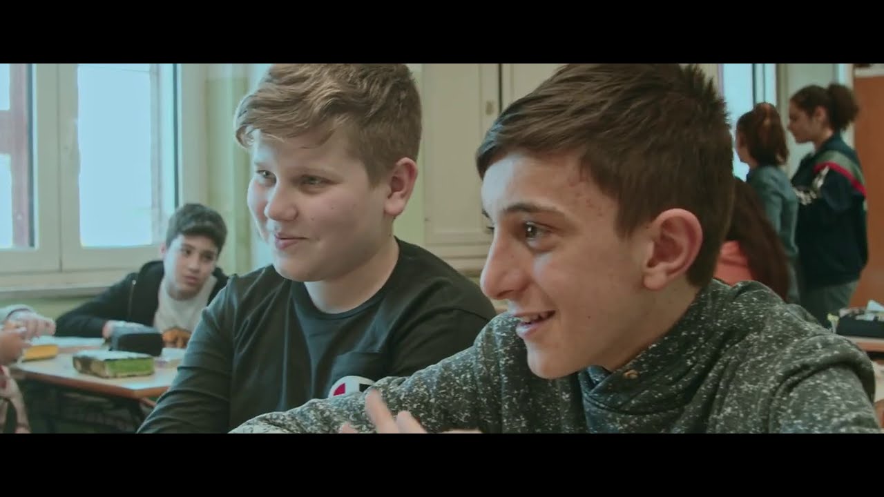 CORAGGIO...SI PUÒ CAMBIARE | School Movie Cortometraggio - YouTube