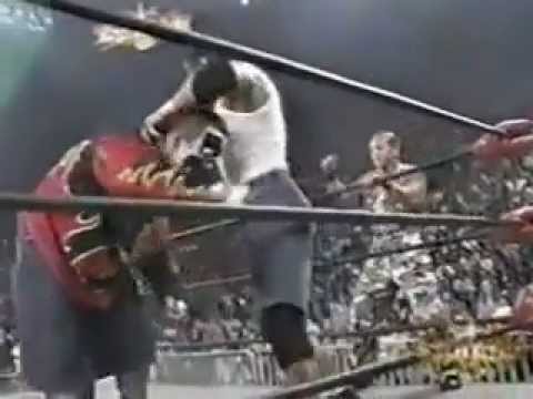 Insane Clown Posse vs Fhilty Animals (WCW Monday Nitro) - YouTube