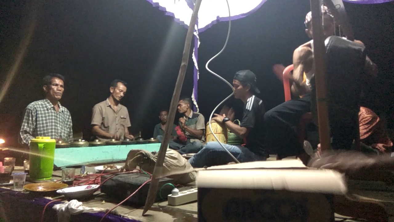 Pasau Kampa - Calempong Tradisional XIII Koto Kampar - YouTube