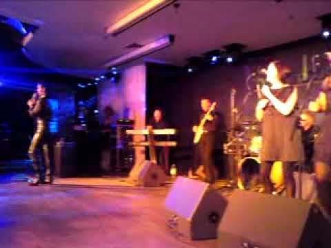 Gordon Hendricks as Elvis, Birdcage, Manchester (first half) - YouTube