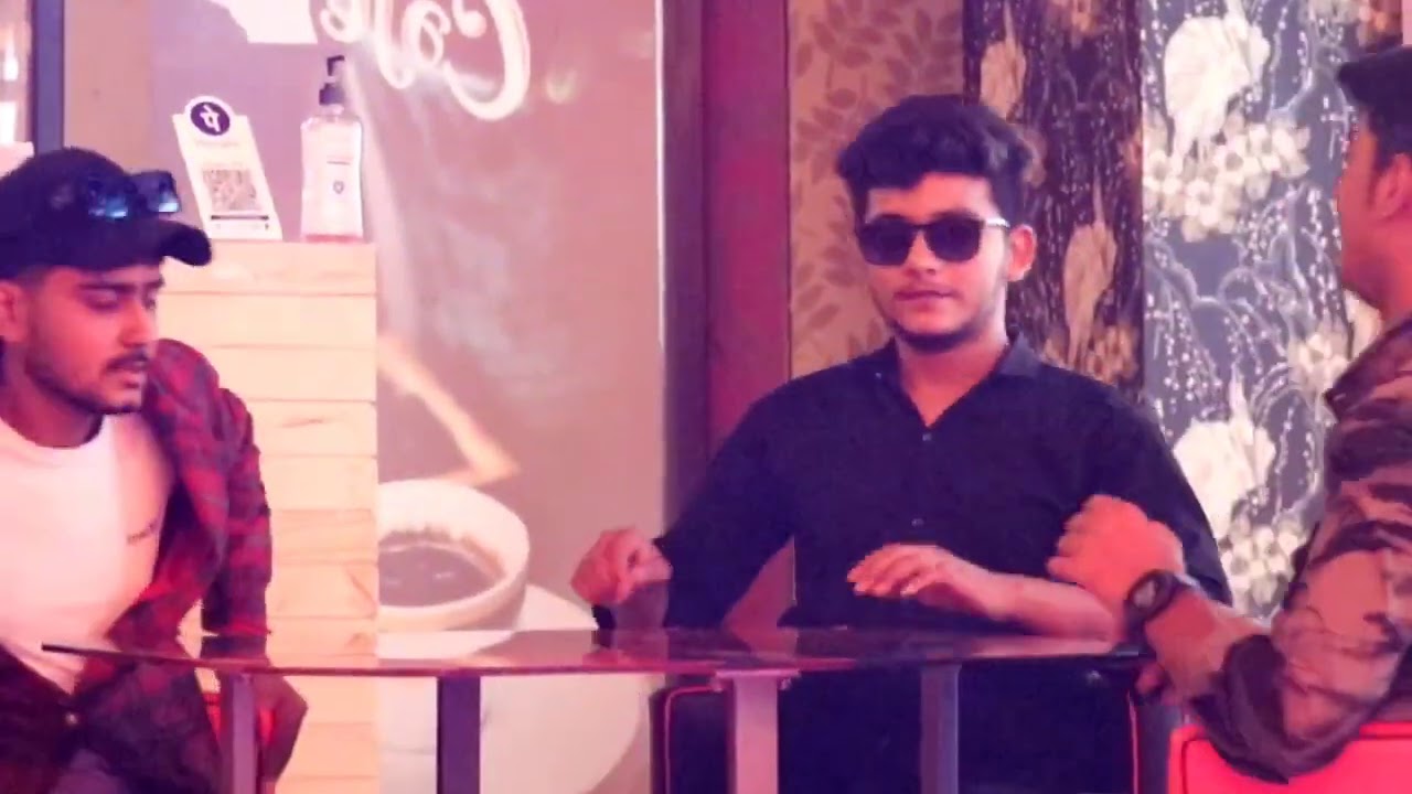 Tari aakhno afini તારી આખ નો અફીની song. - YouTube