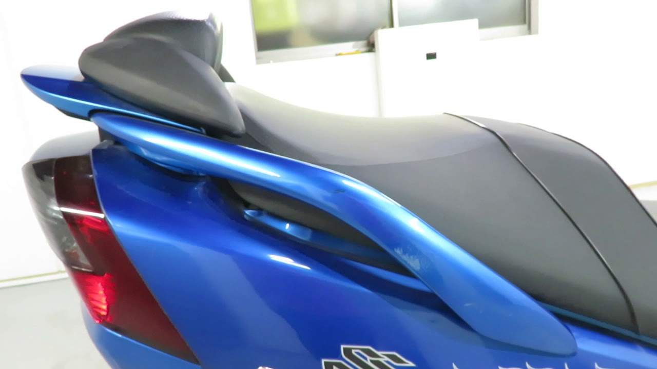S7067 SKYWAVE 250 SS - YouTube