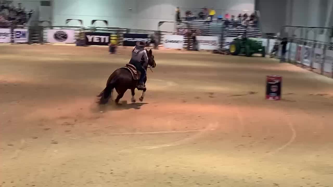 Cheyenne’s Kaige Reisdorfer competes in junior barrel racing at the ...