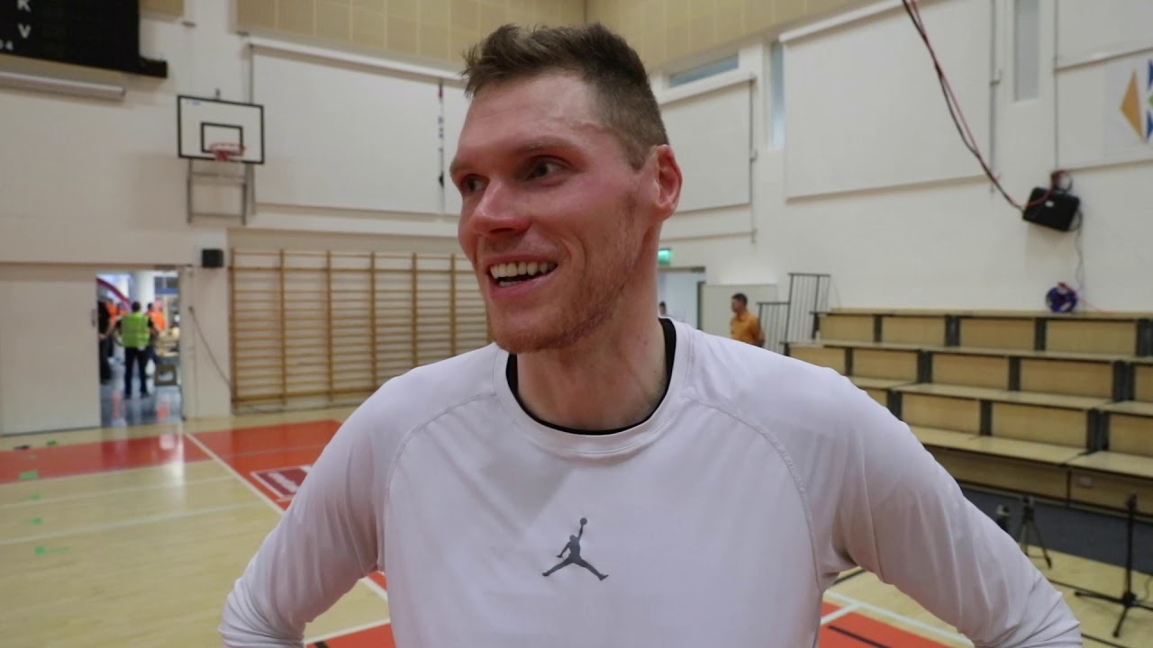 Greg Mangano - KarhuBasket - YouTube