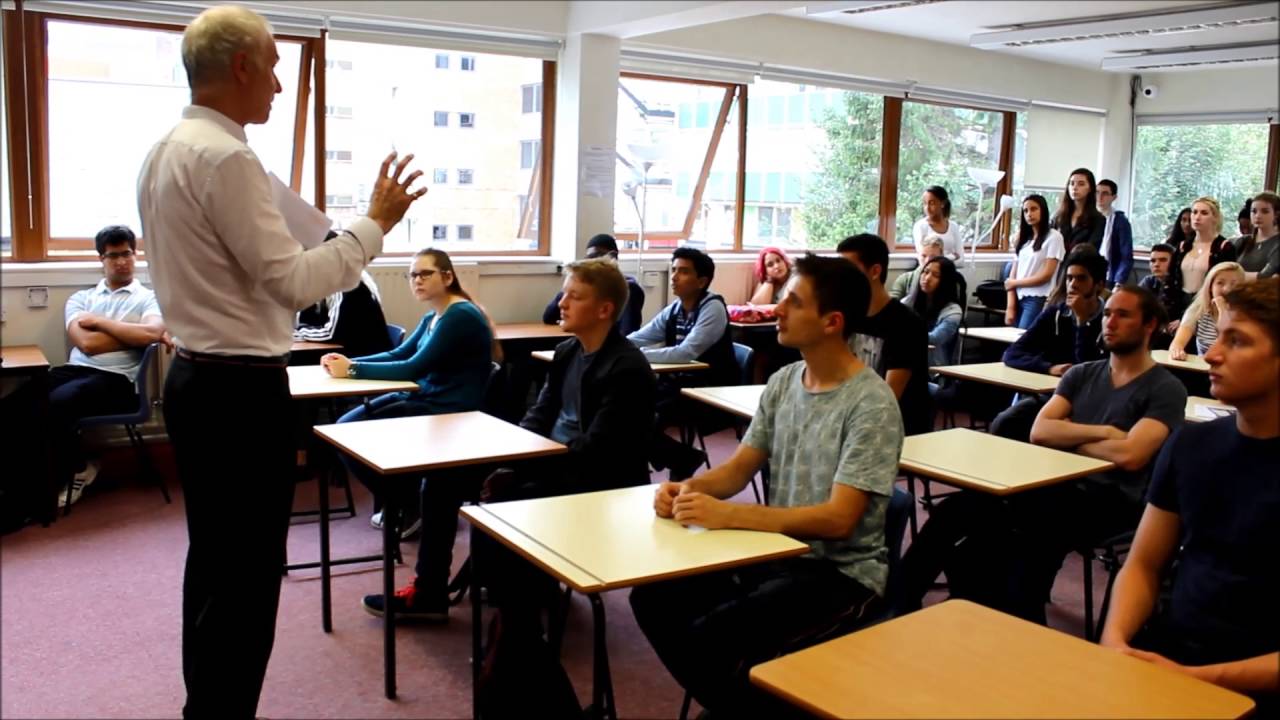 Back to school at Ealing Independent College - YouTube