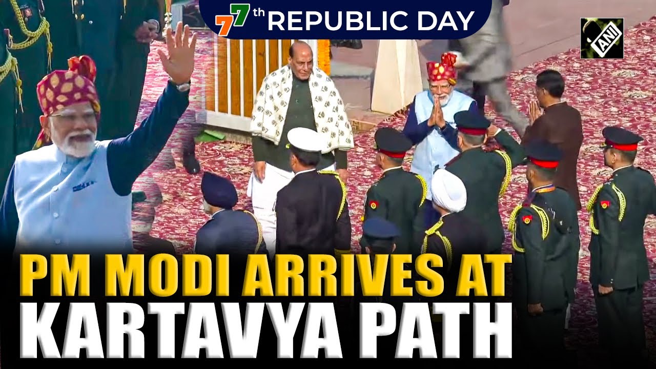PM Narendra Modi arrives at Kartavya Path to attend 77th Republic Day ...