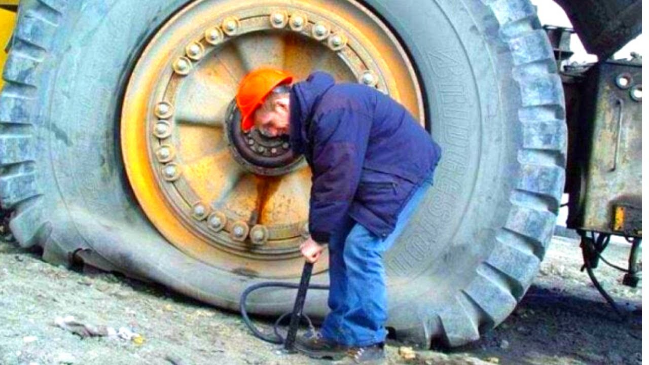 these workers are awesome | fastest workers in the world - YouTube