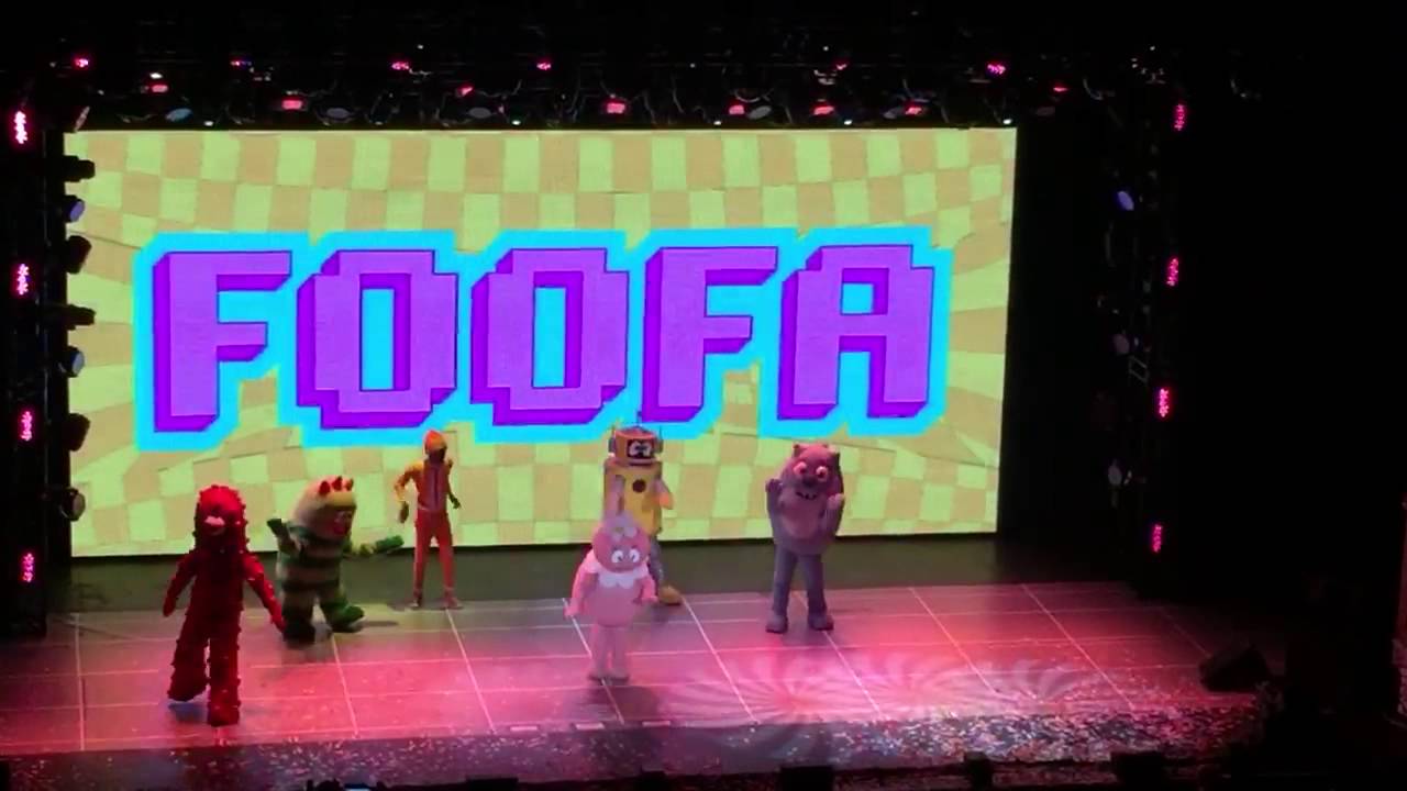 Yo Gabba Gabba Live On Stage at the Midland in Kansas City! - YouTube