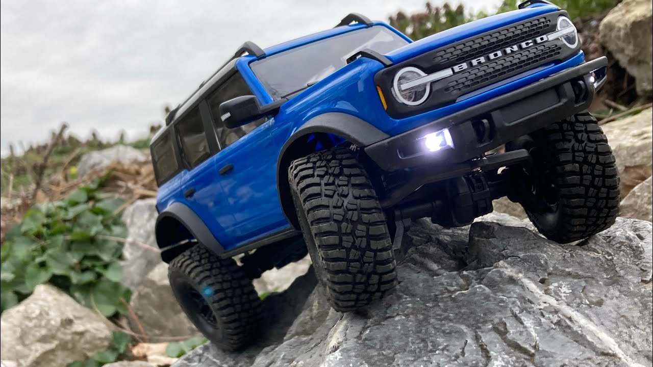 Unboxing & testing the TRX-4m Ford bronco - YouTube