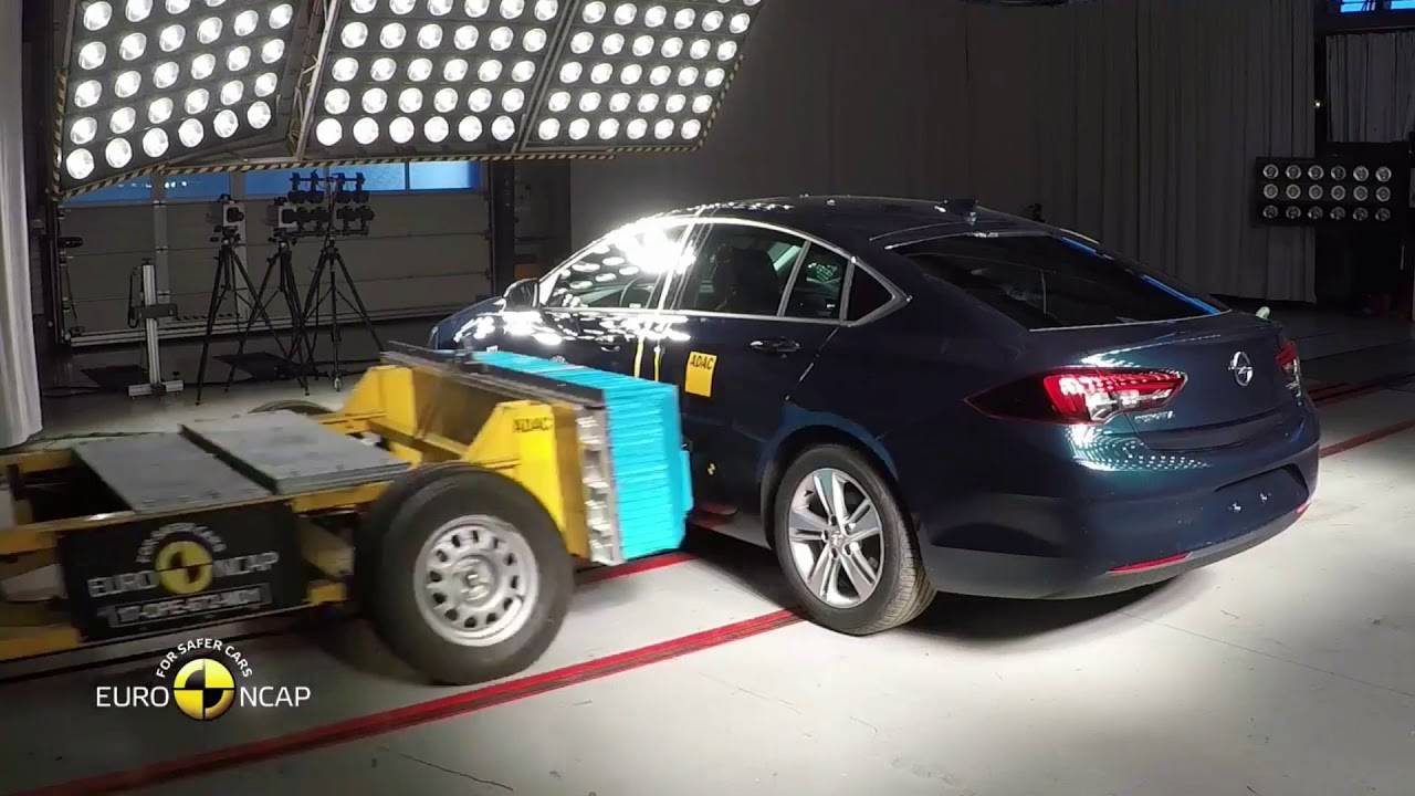 Opel Vauxhall Insignia Crash Test By Euro NCAP [HR CARS] - YouTube