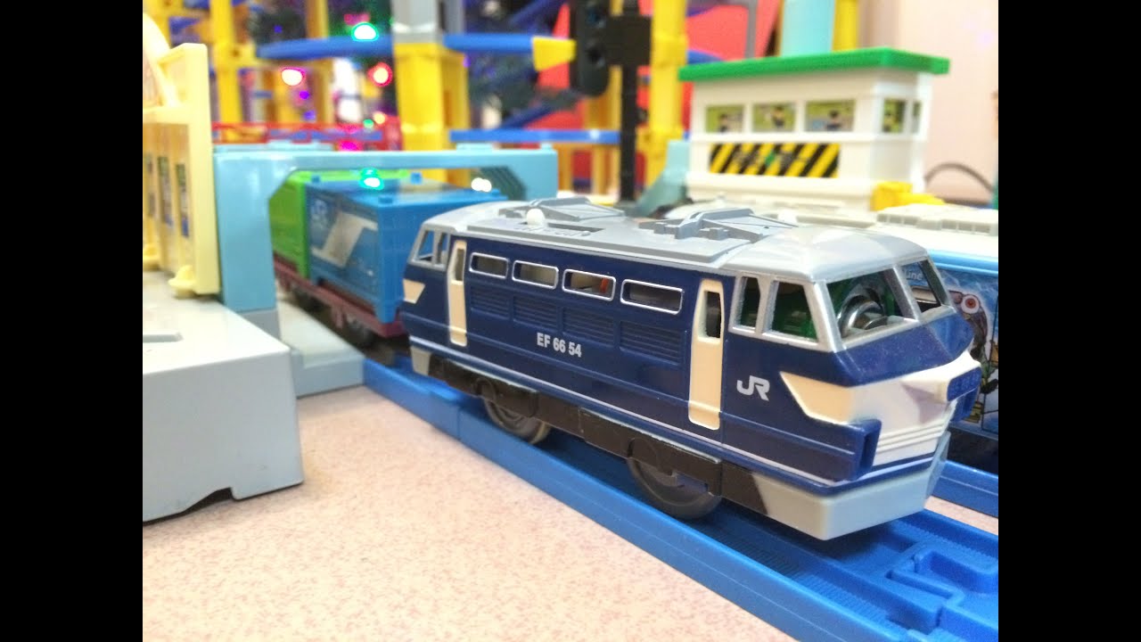 プラレール Plarail S-60 EF66電気機関車 JNR Class EF66 (00049) - YouTube