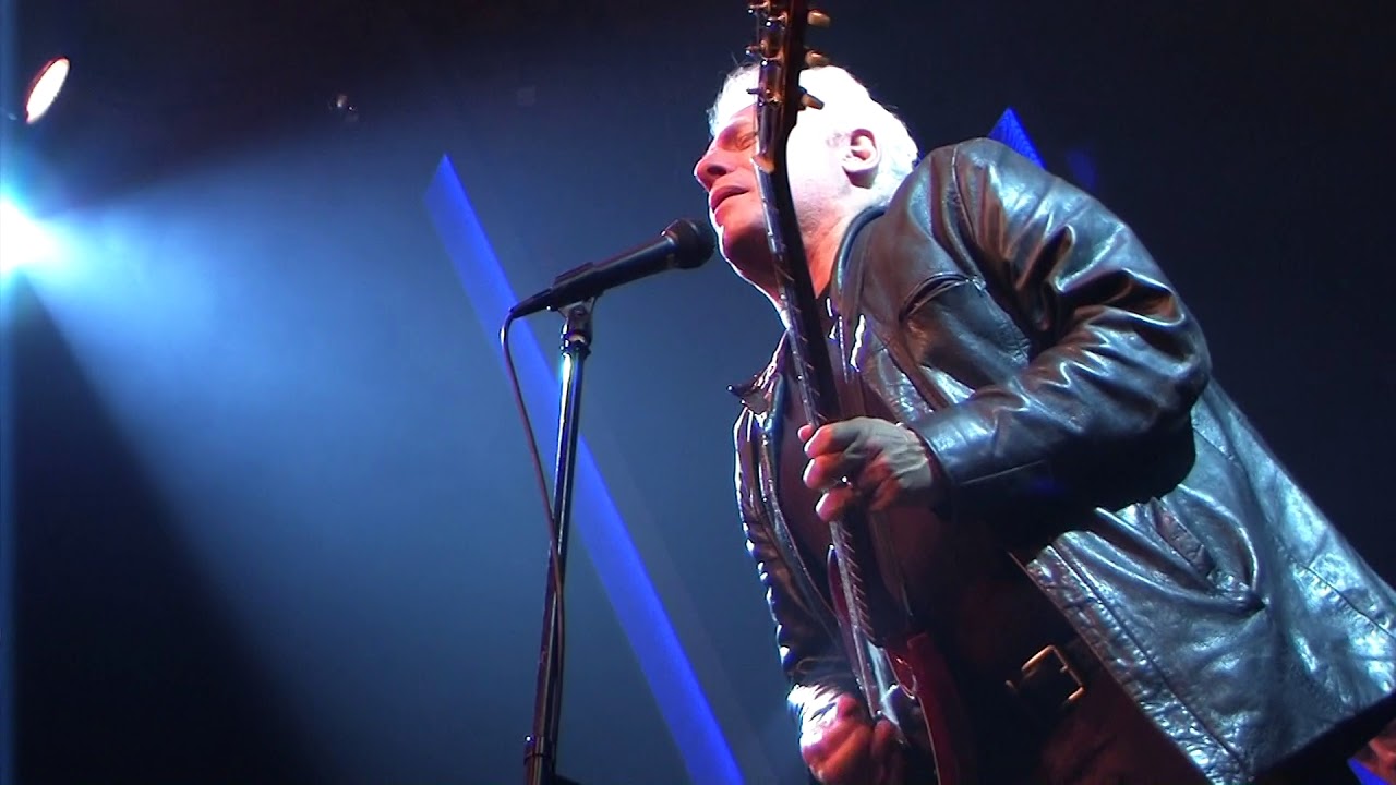 Teddy Rondinelli with Amber Ferrari Ain't No Sunshine - YouTube