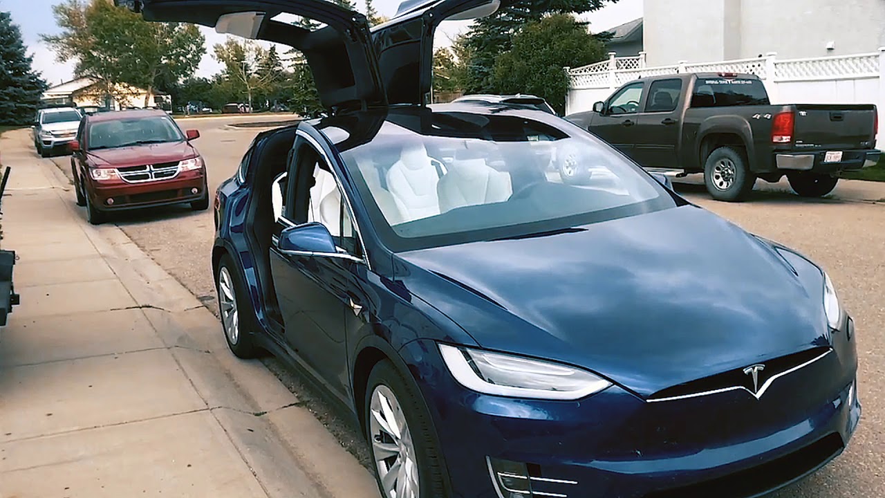 Can the Model X FLY!!?? Tesla Model X Easter Egg "Model Xmas" Flight of ...