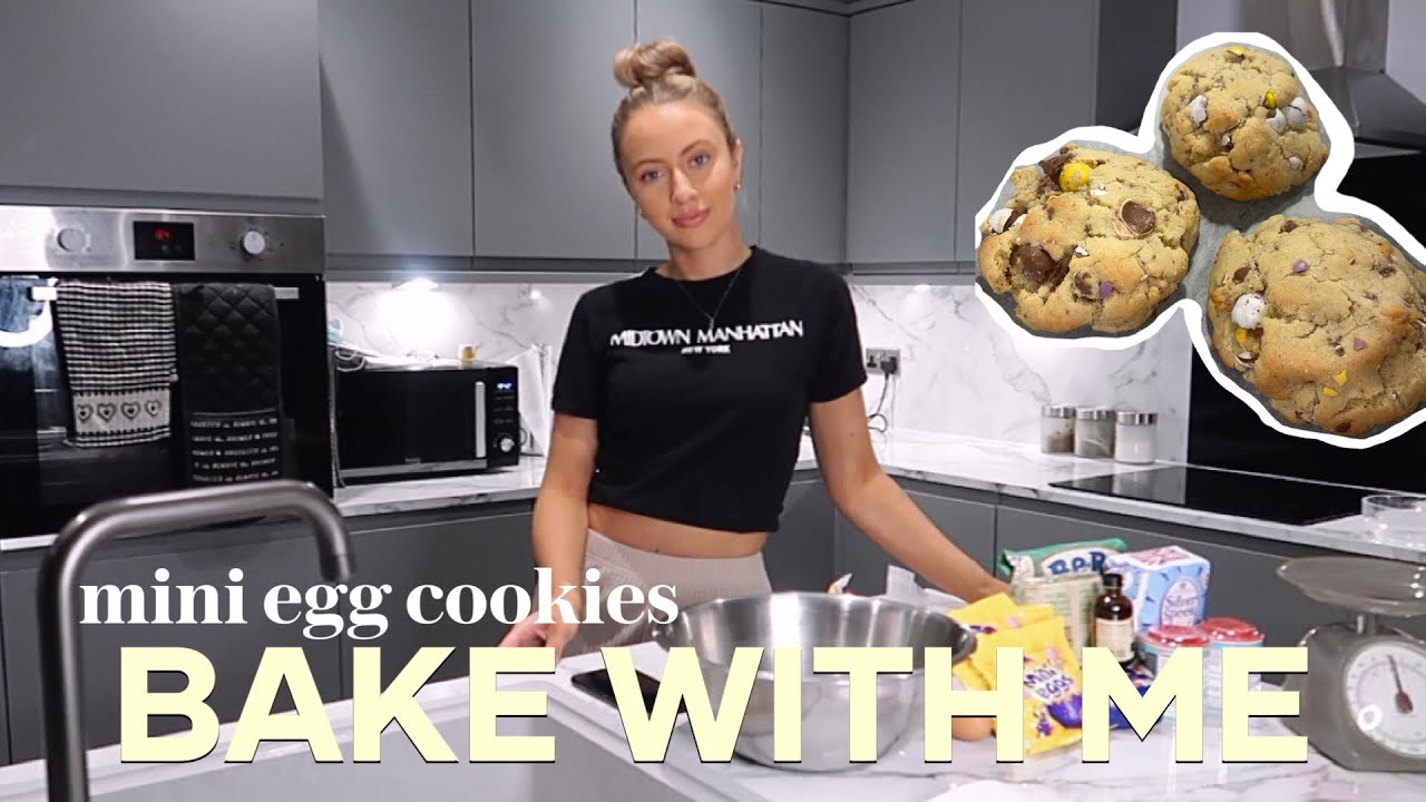 BAKE WITH ME EPISODE 1: NYC MINI EGG COOKIES - YouTube
